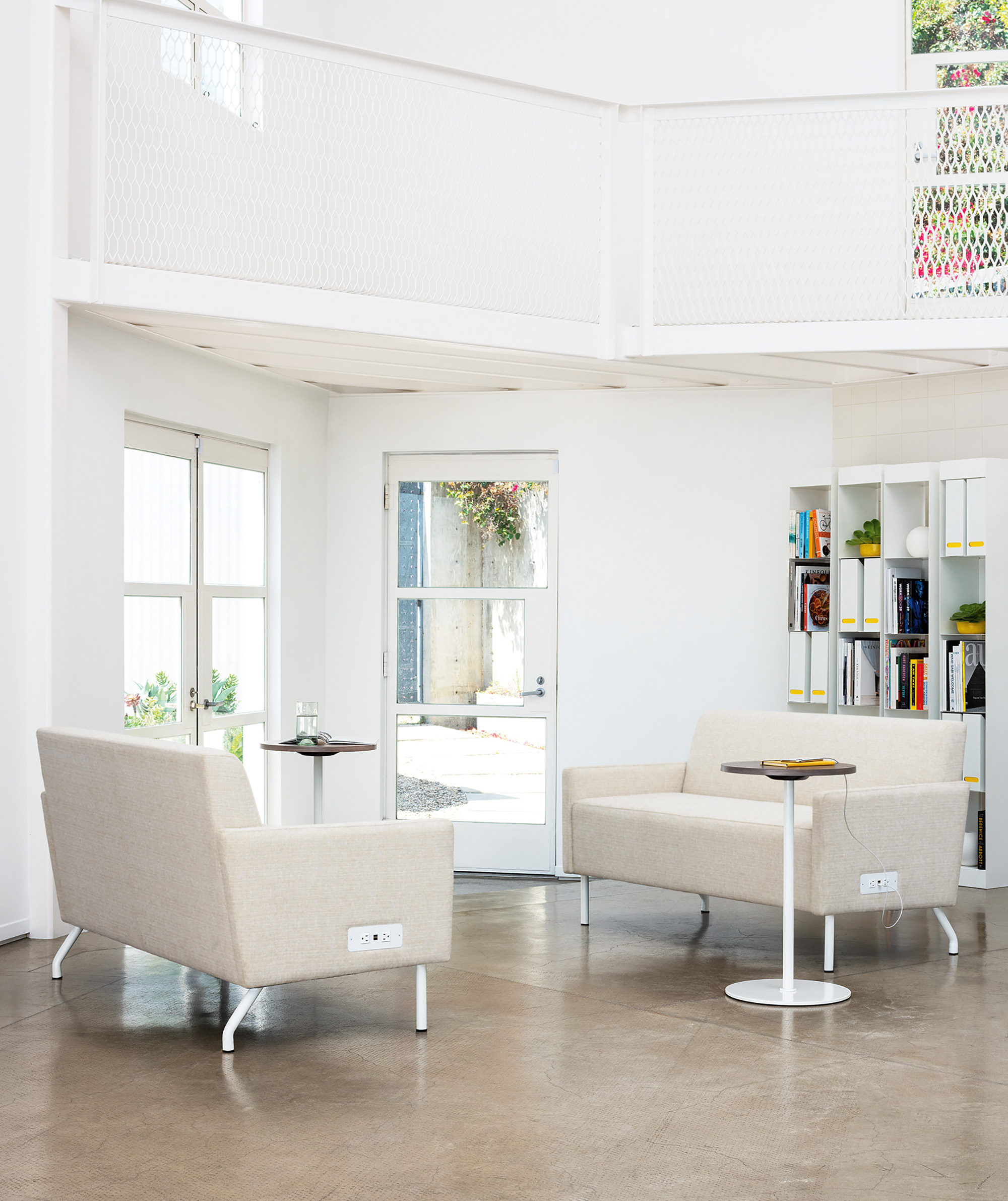 Intima Pull-Up Table - Arcadia Contract Intima Pull-Up Table - Arcadia Contract